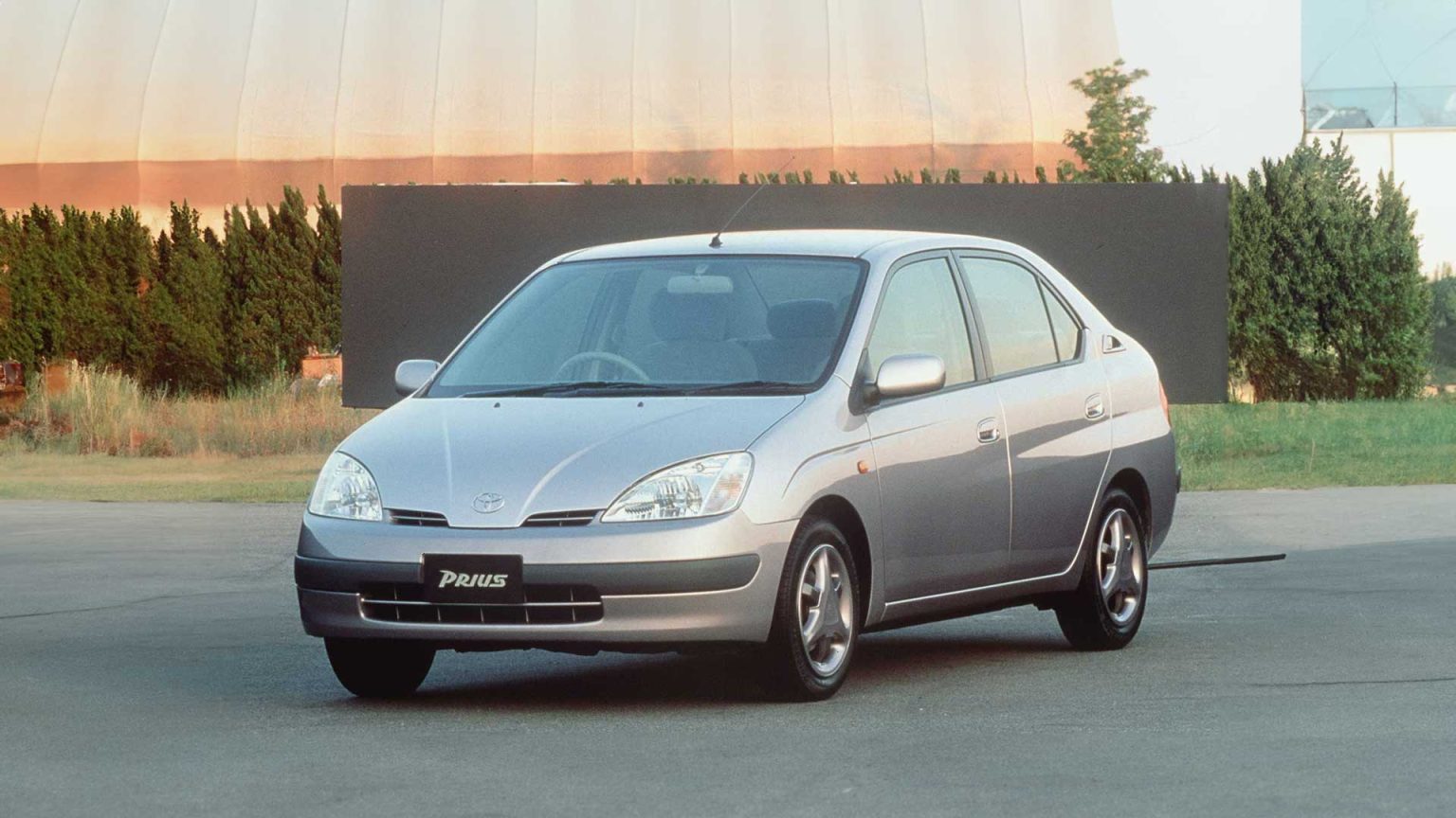 Toyota Prius Tires | Sizes & Specs | Lionhart Tires