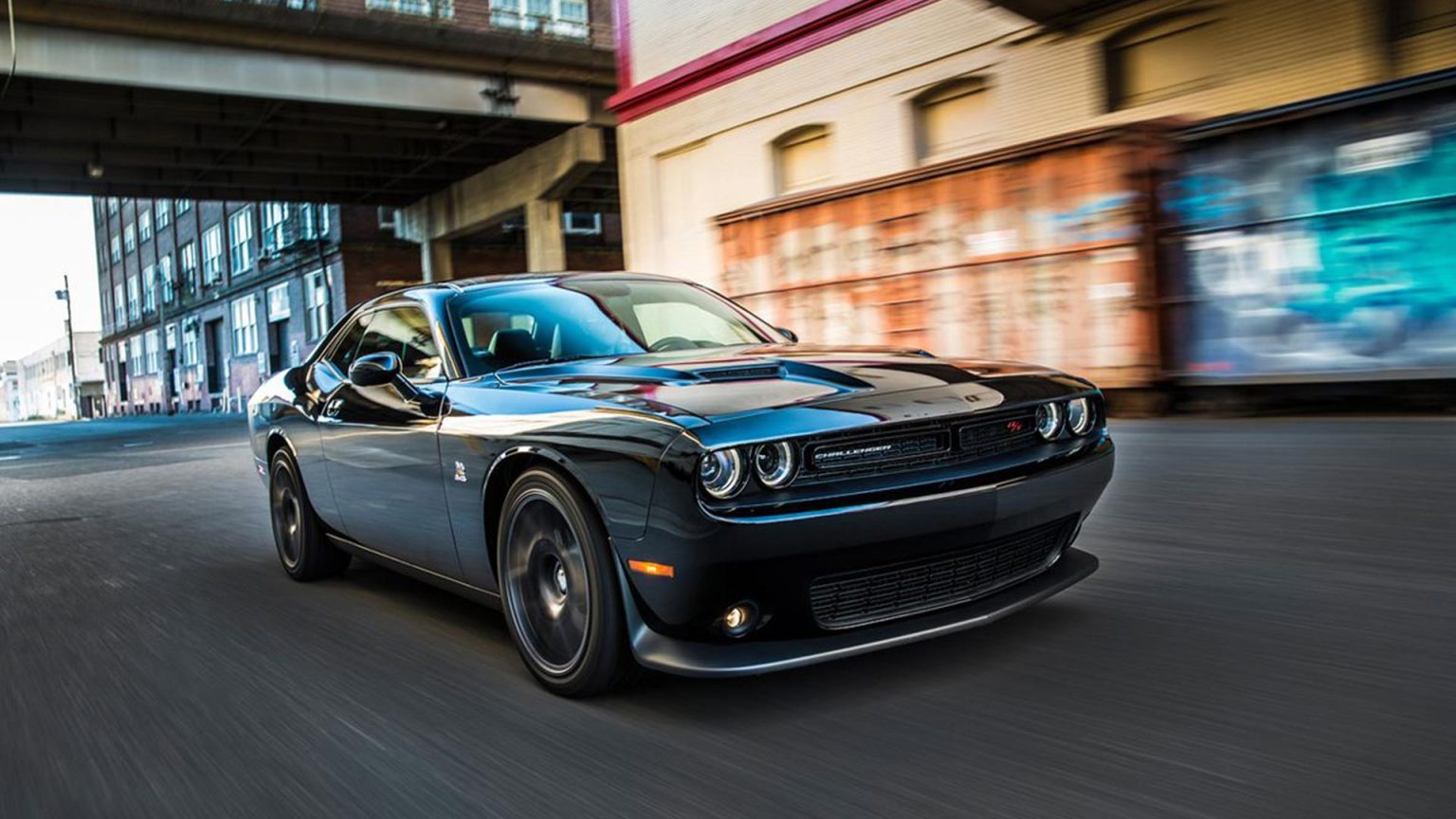 Dodge Challenger Tires | Sizes & Specs | Lionhart Tires